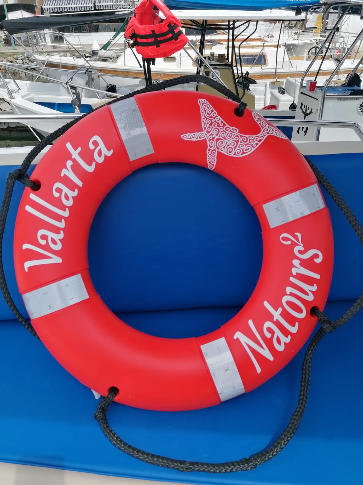 Notre Navire – Vallarta Natours